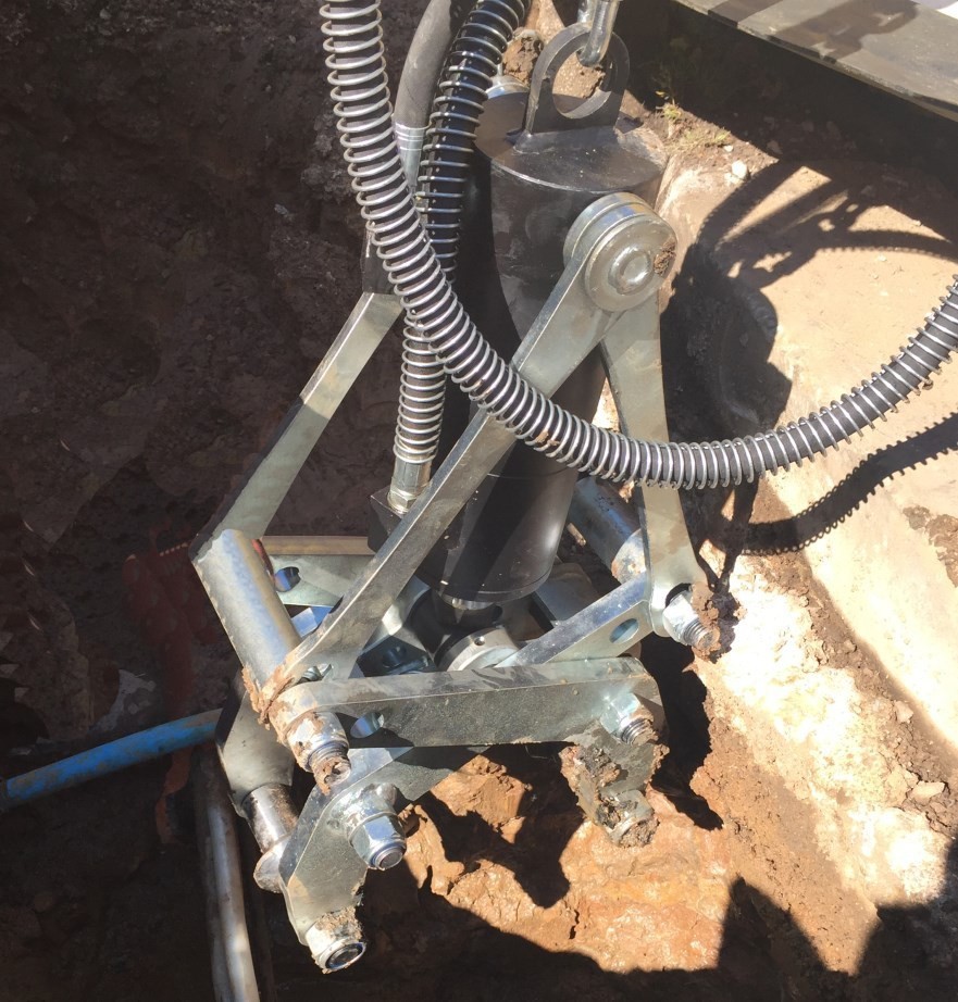 4″-8″ Cast Iron Pipe Cracker – PLCS, LLC